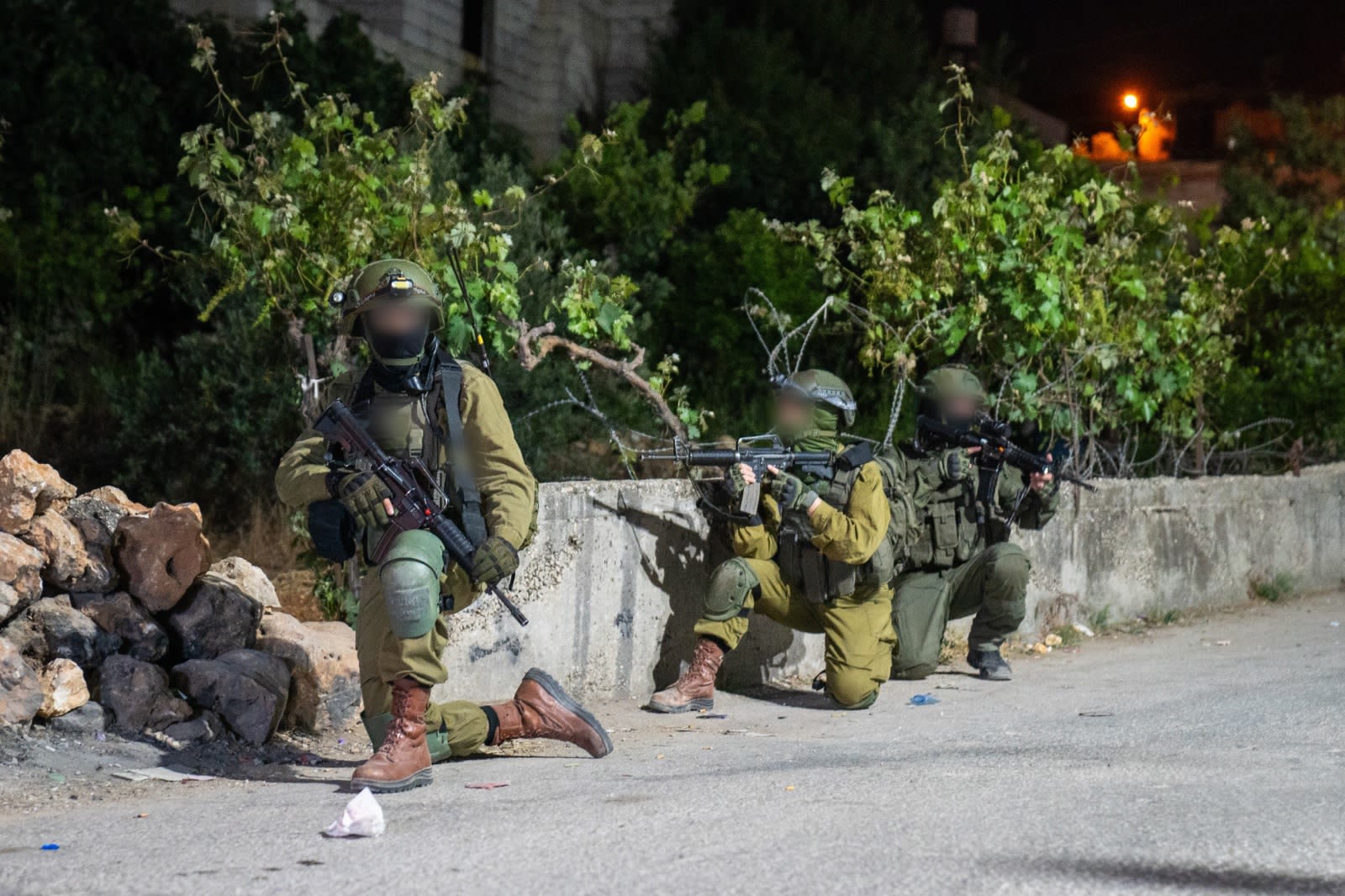 IDF busts last bank handling foreign currency in West Bank