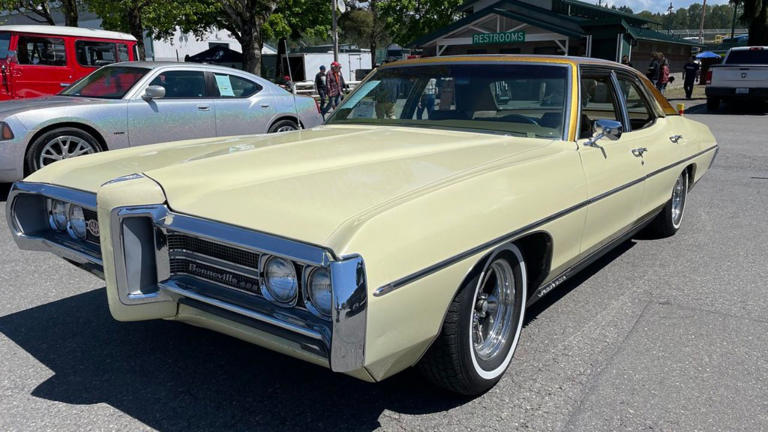 Pontiac’s V8 sleepers from the B-body lineup