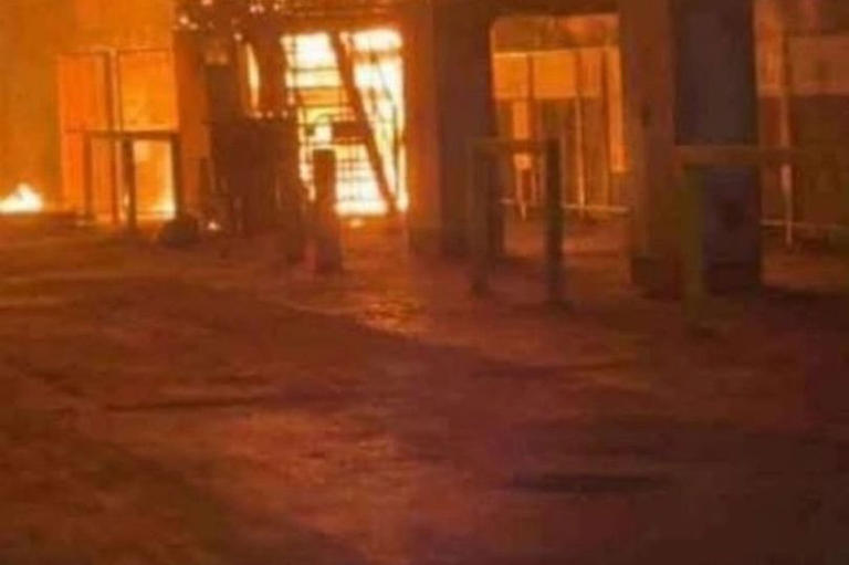 Investigation launched after huge blaze at Stirling chipboard factory