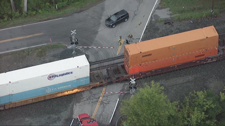 Car hit by train in Lorain County