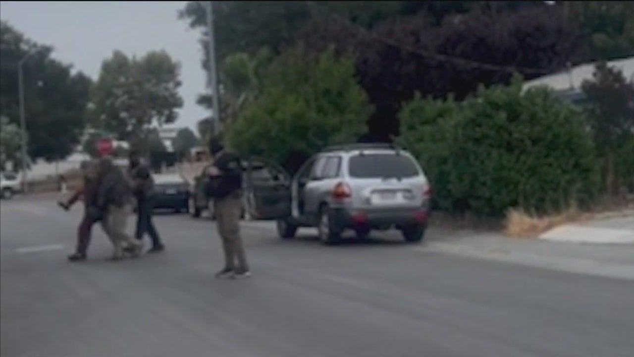 South Bay immigrant family says federal agents took away two relatives ...