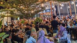 Instagramable! 7 Rekomendasi Cafe Terbaru di Banda Aceh yang Lagi Hits ...