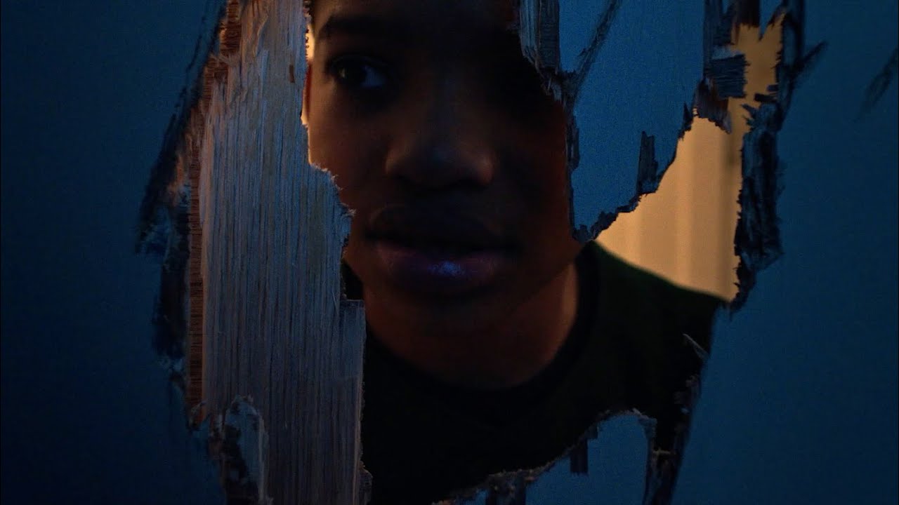 15 Critic-Approved Horror Movies Perfect for a Scary Night In