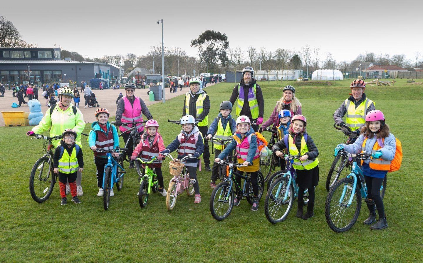 Aldi Scotland awards £6,500 to sports clubs across Dundee and Tayside