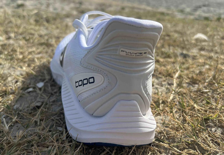 Topo Fli-Lyte 6 Review | Less Daily Trainer, More Cross Trainer