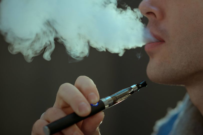 'Strict' new vaping laws could see Brits fined up to £1,000 at bus stops