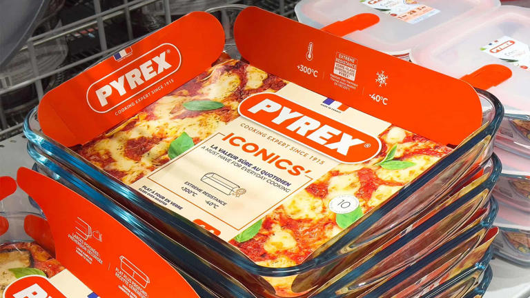 The Real Difference Between pyrex and PYREX: What Every Home Cook ...