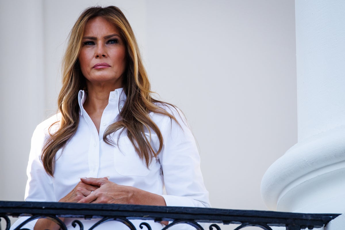 New Vogue editor declines to comment on whether she would put Melania ...