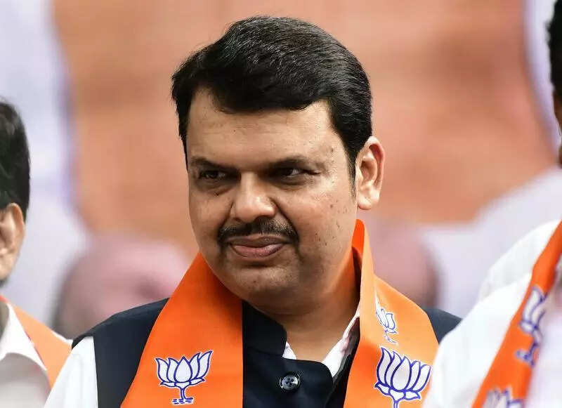 Maharashtra CM Fadnavis unveils logo of Solapur tourism festival