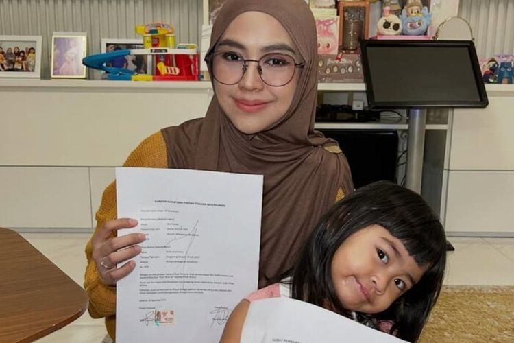 Ria Ricis Serahkan Kos 8 Pintu, Moana Jadi ‘Ibu Kos' Cilik