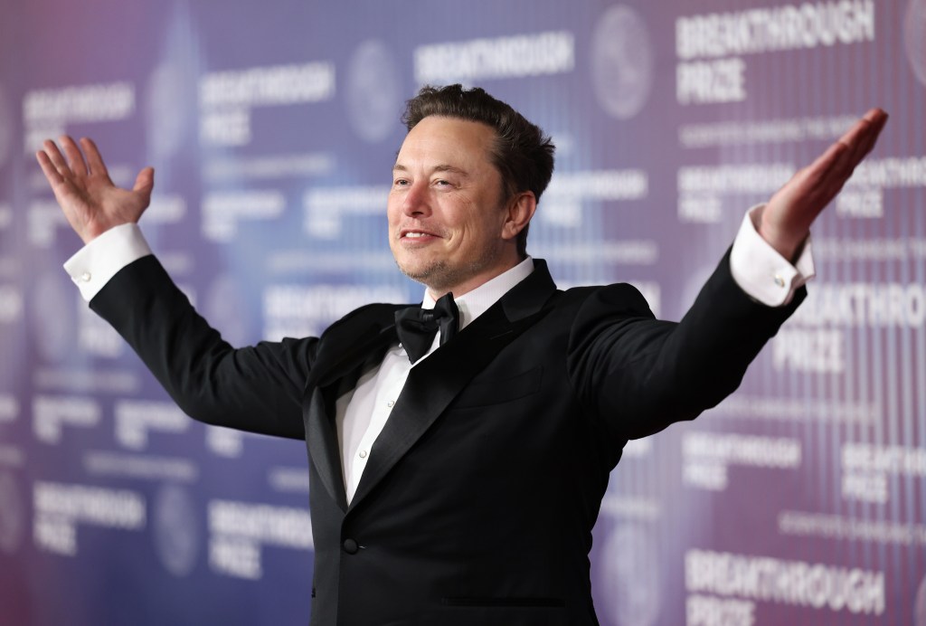 Alex Gibney's Elon Musk Documentary to Be Released Theatrically in the ...