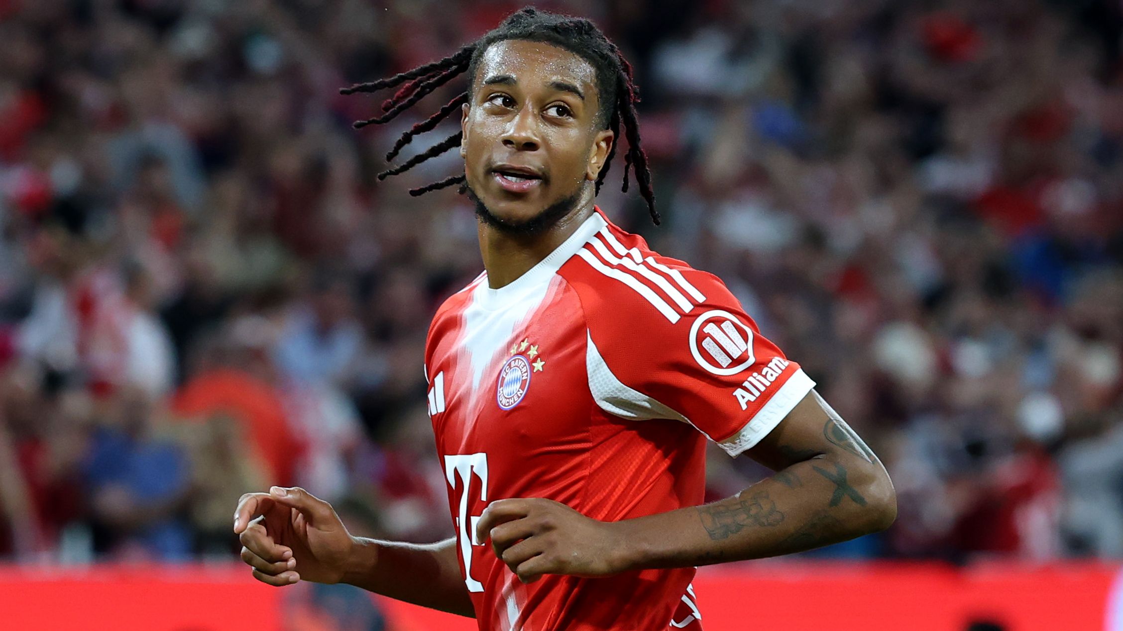 Olise exit clause?! Bayern director avoids question amid fresh rumours