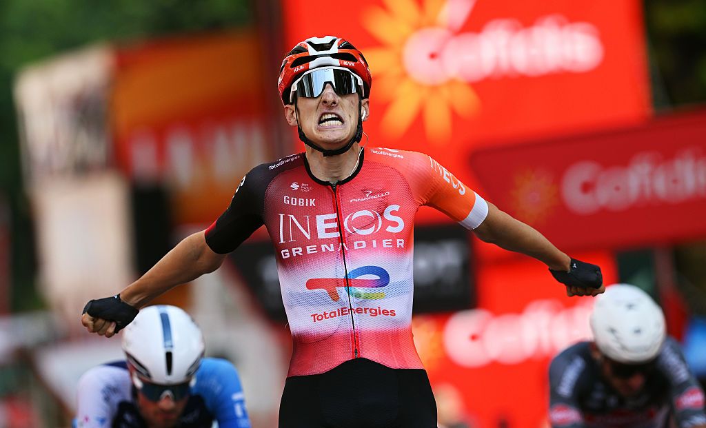 Vuelta a España stage 4: Ben Turner powers past Jasper Philipsen for ...