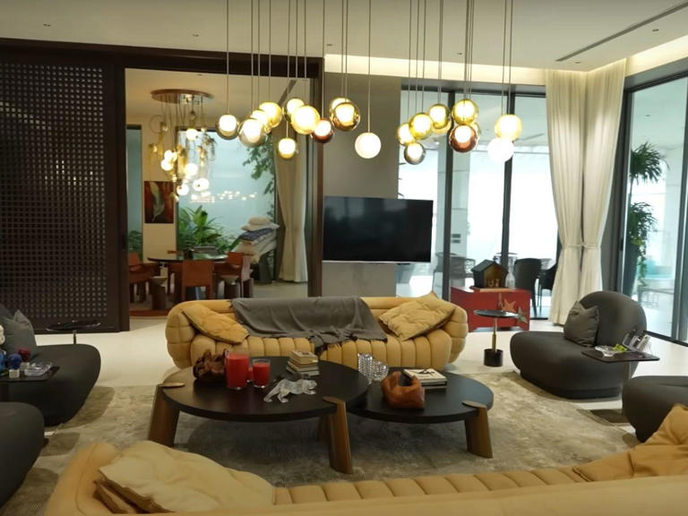 Luxury Living! Inside Rakesh Roshan’s Khandala Mansion That Feels Like ...