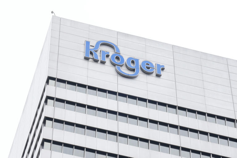 Kroger Lays Off 1,000 Corporate Workers in Cost-Cutting Move