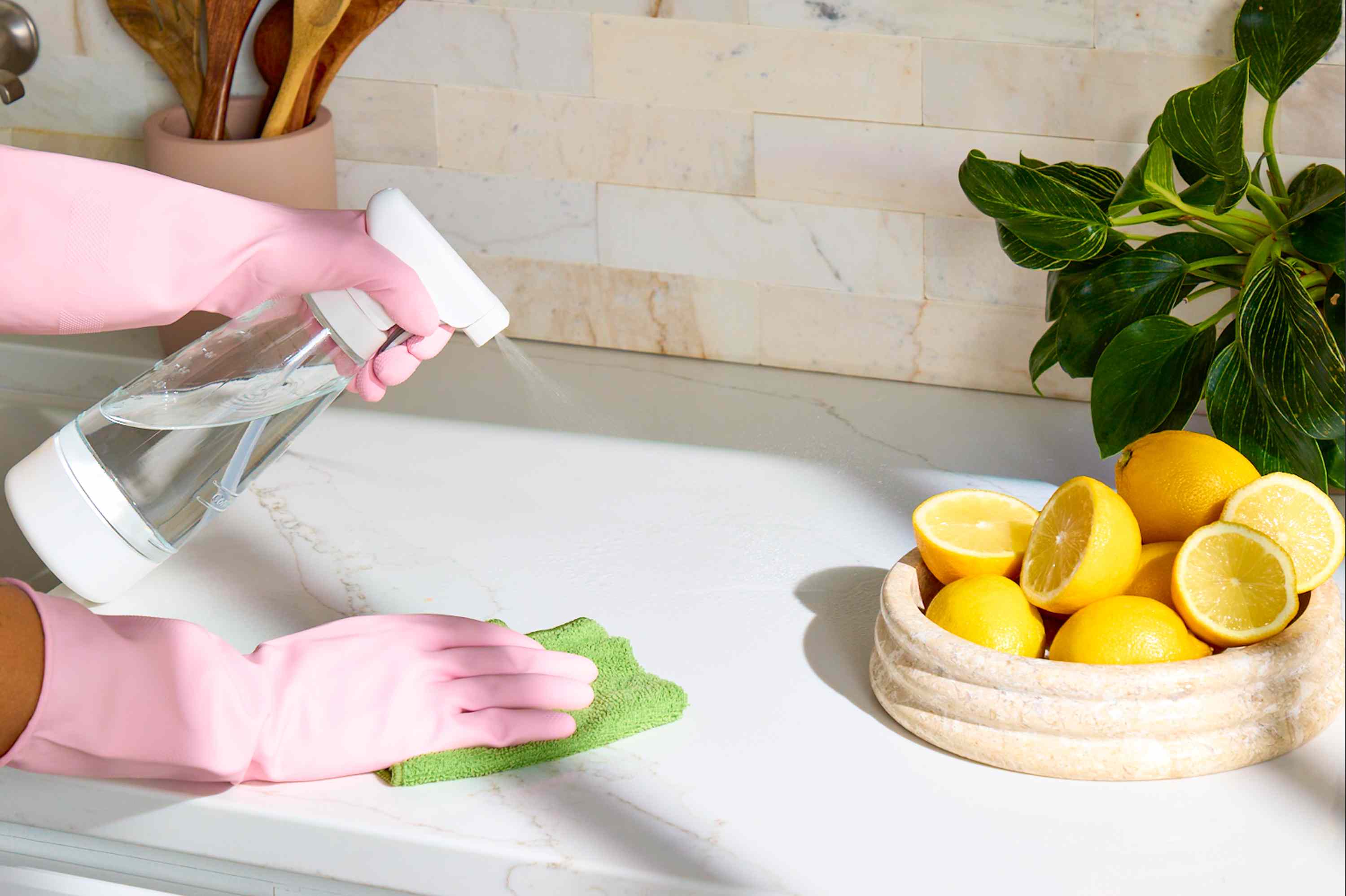 How to clean nearly everything in your home with lemon juice, from ...