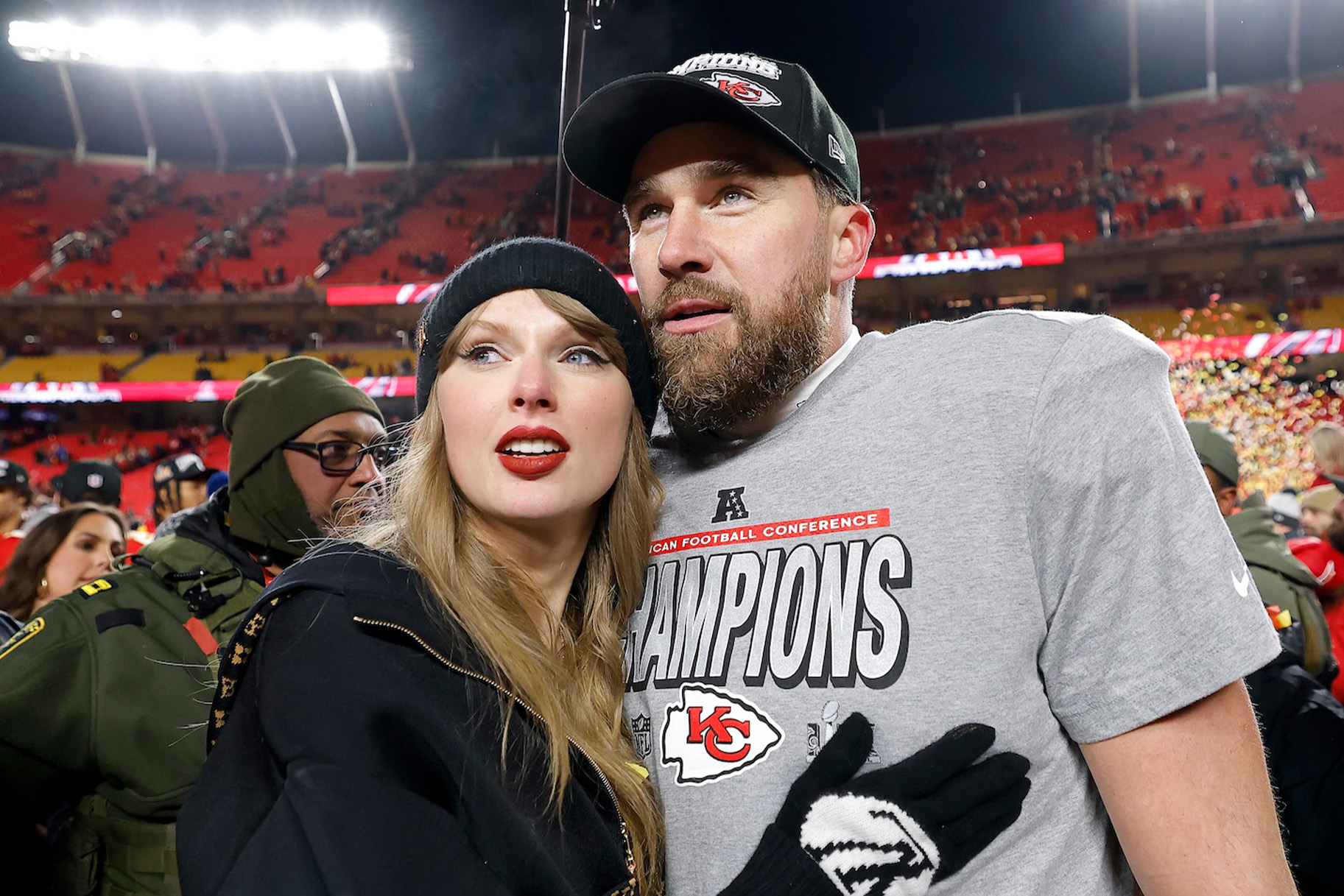 Was Taylor Swift at the Kansas City Chiefs vs. Giants Game to Watch ...