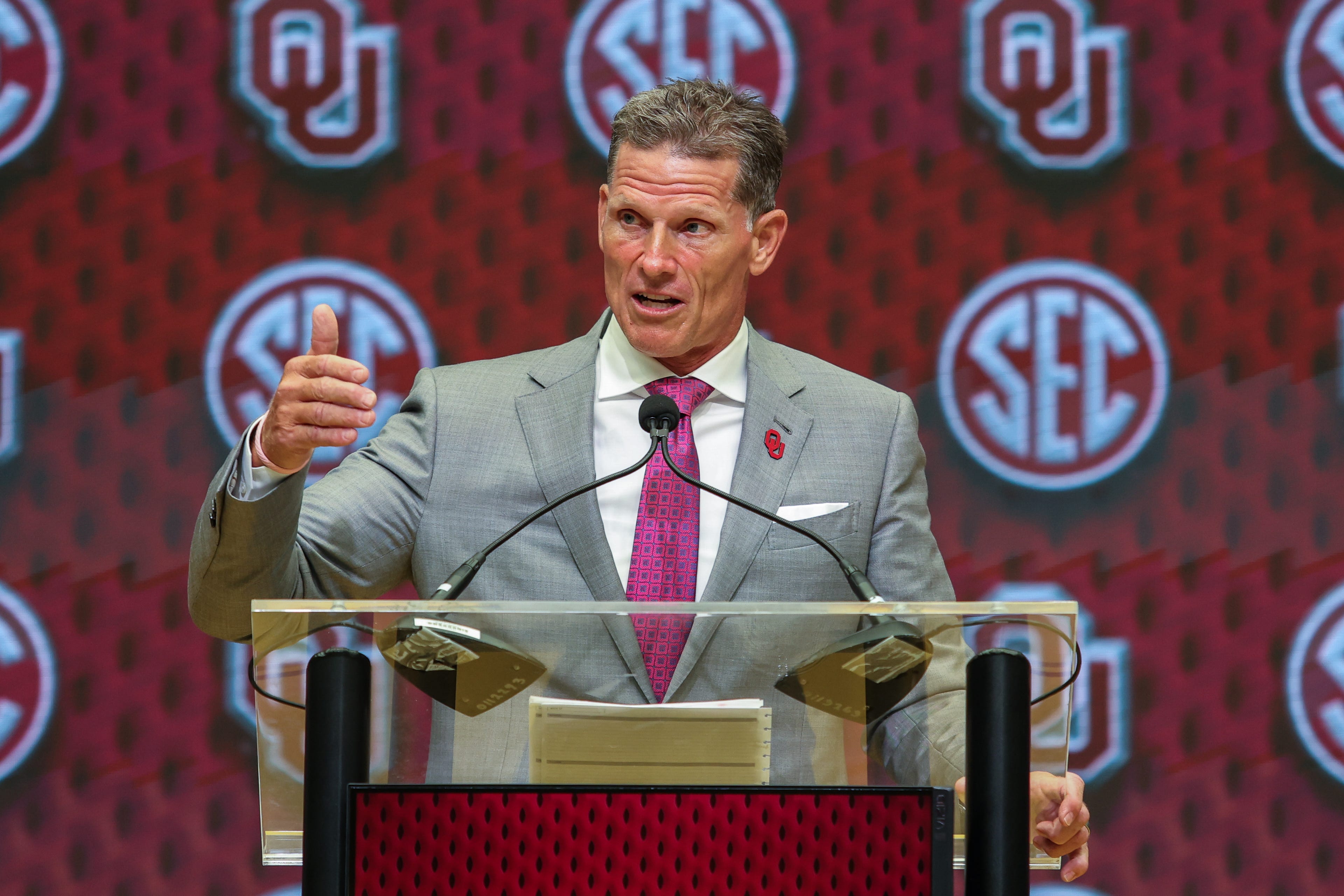 Oklahoma offering postgame media pass for fans in 2025