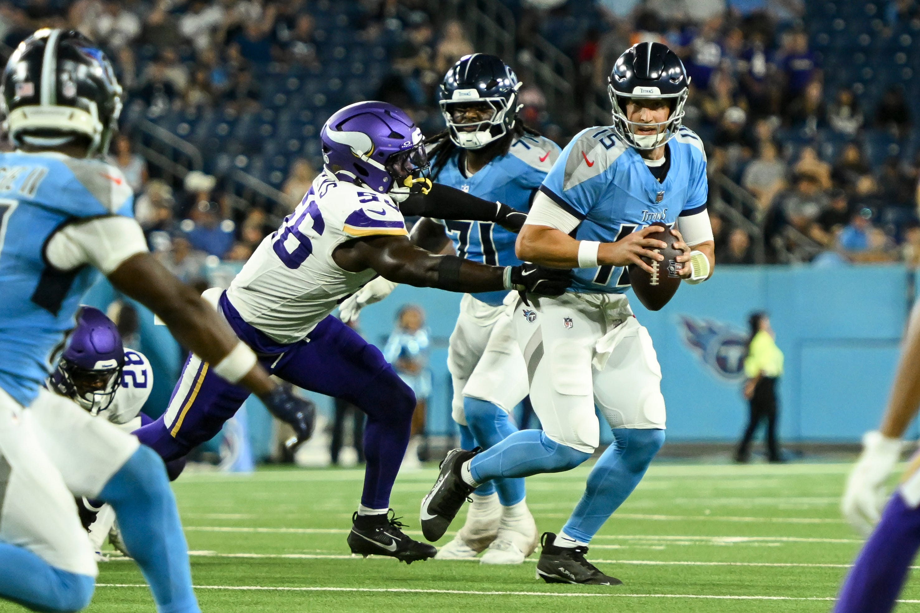 Titans player uses Simpsons meme to sum up 6th preseason cut by team