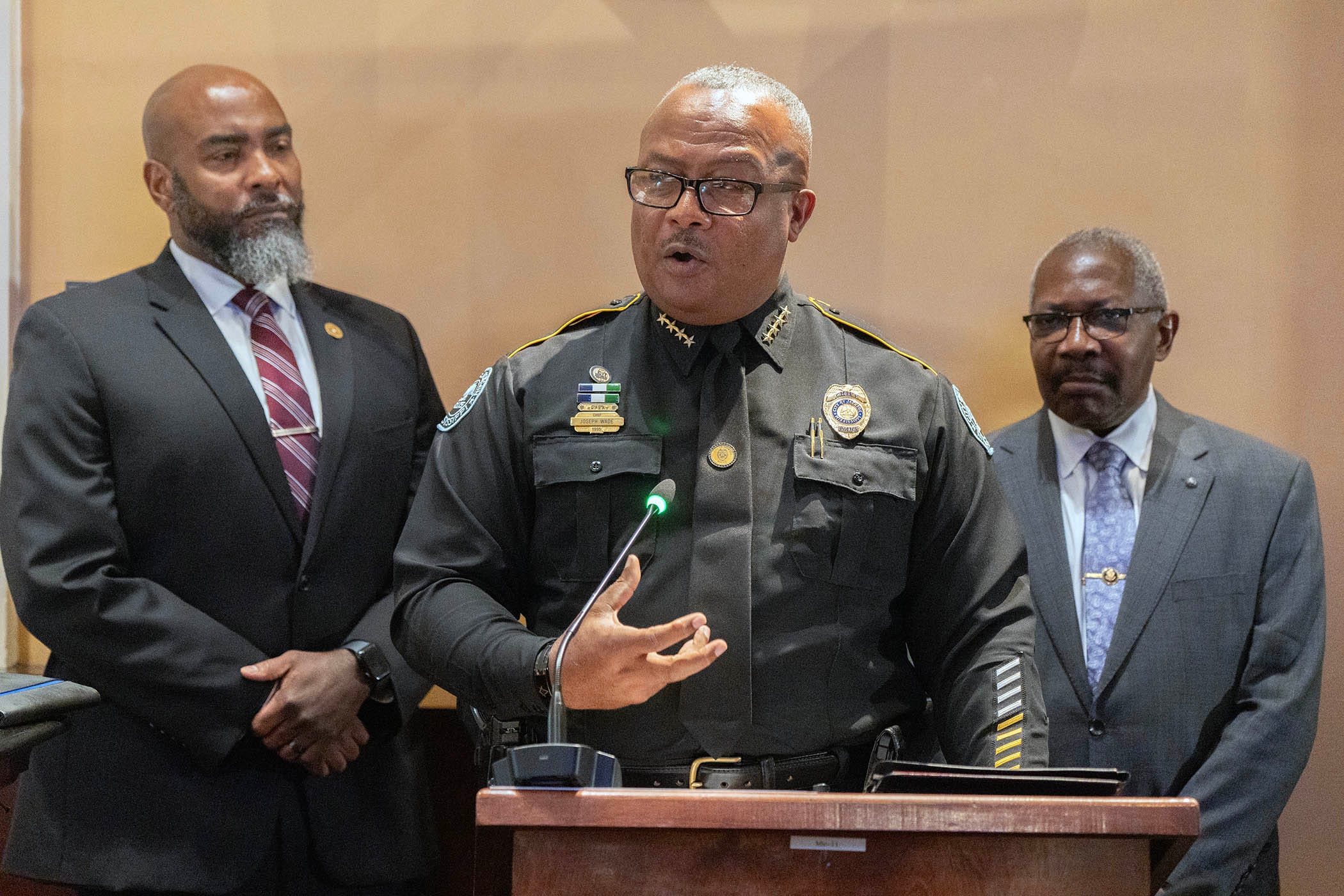 Jackson Police Chief Wade, confirmed in 2023, abruptly resigns two ...