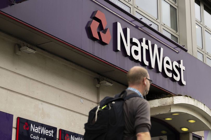 NatWest issues update after mobile banking app down for customers across UK