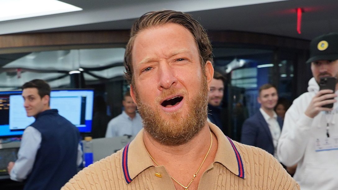 Dave Portnoy Sends Clear Message on Ban by Claiming Ohio State Is Lying