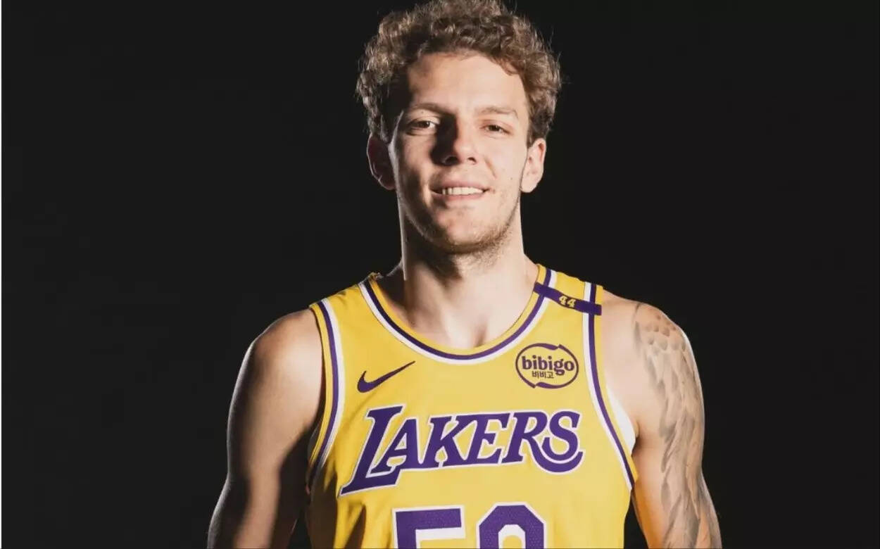 "Solid depth move for the Lakers"- NBA fans express excitement as Los ...