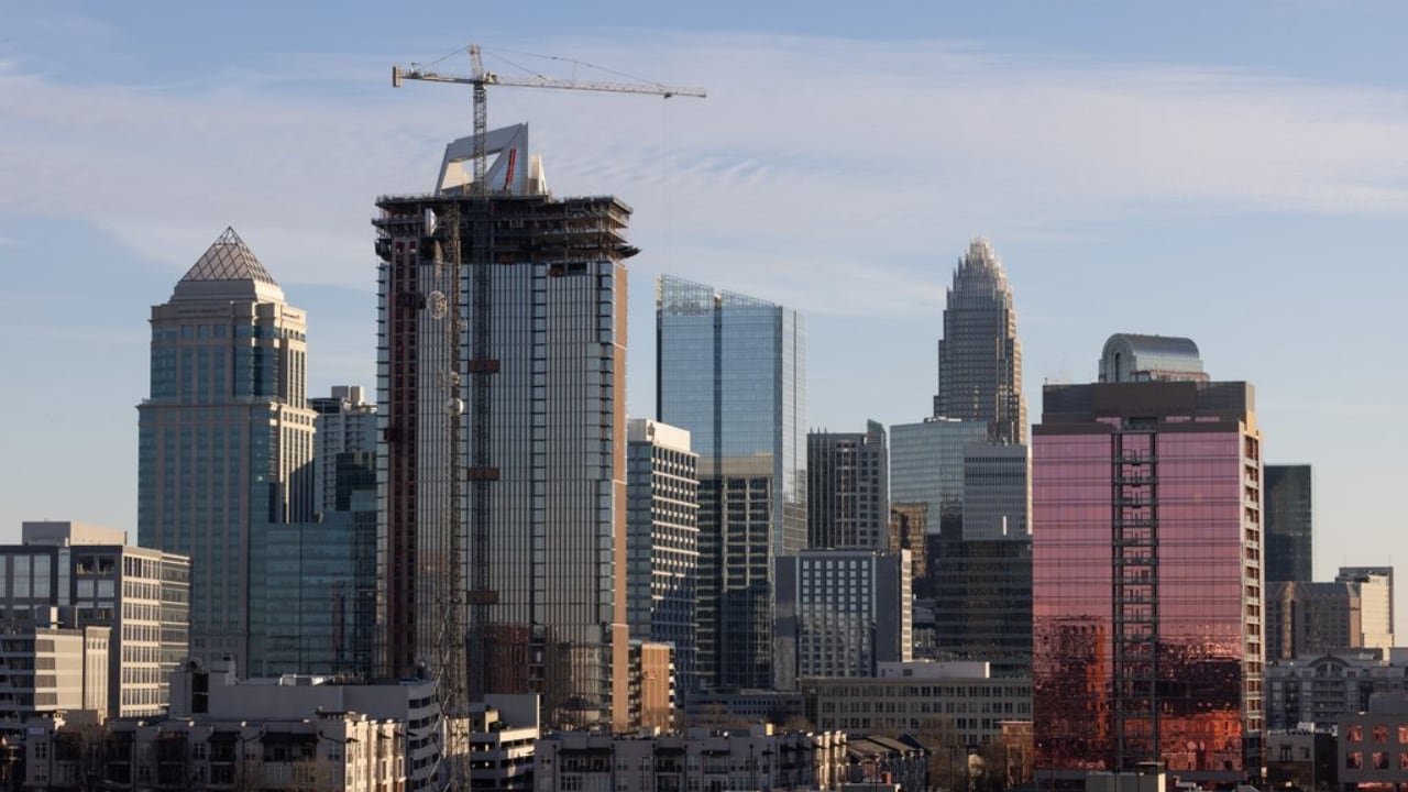 Thousands expected to attend Uptown events, road closures in effect