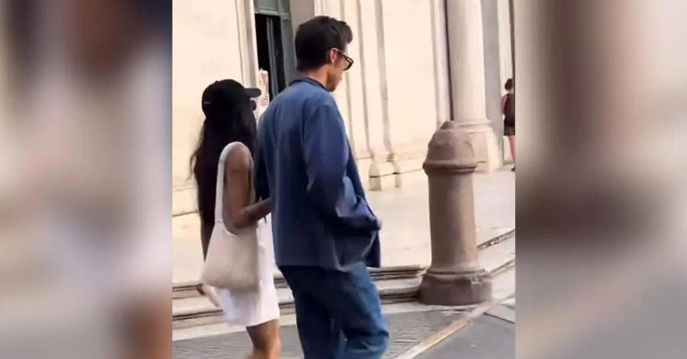 Zoë Kravitz Gushes Over Chemistry With 'Caught Stealing' Costar Austin ...