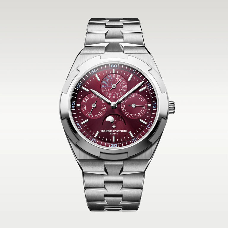 The Ultimate Sports Watch Just Debuted Two New Grail-Worthy Options
