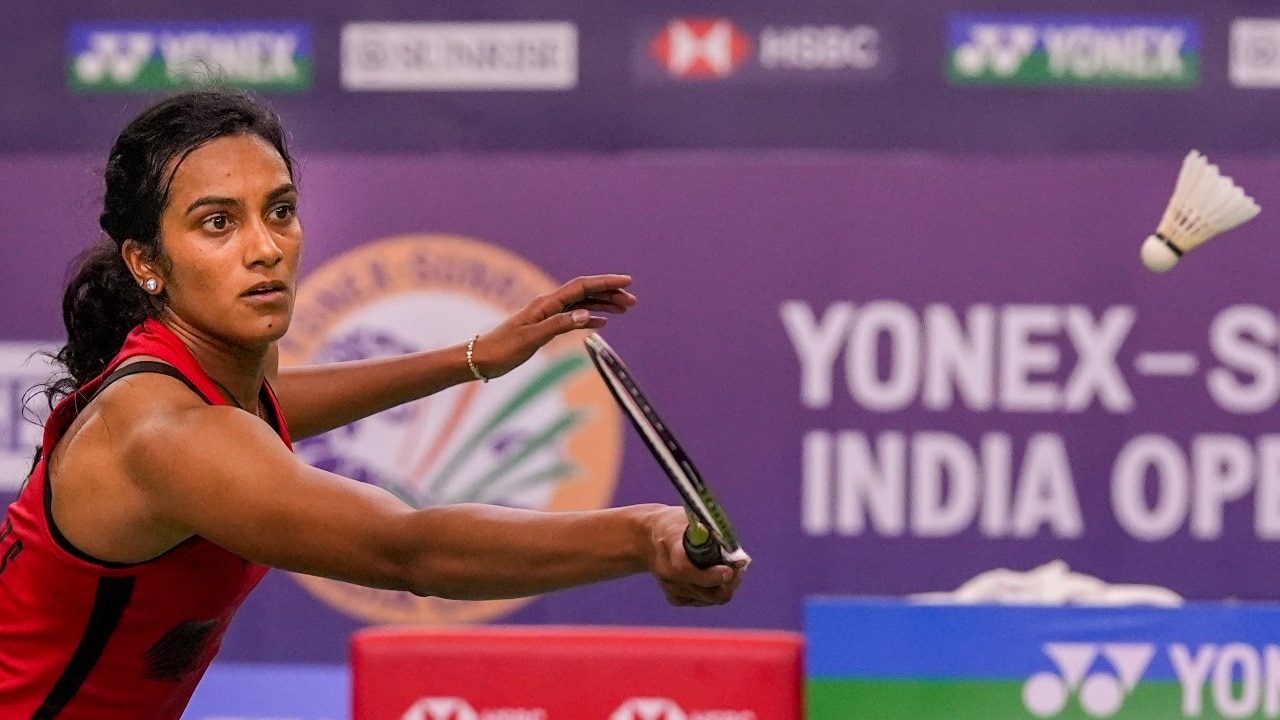 BWF World Championships: PV Sindhu shakes off slow start to ease into ...