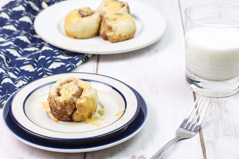 Pumpkin Spice 2 Ingredient Dough Cinnamon Rolls Recipe