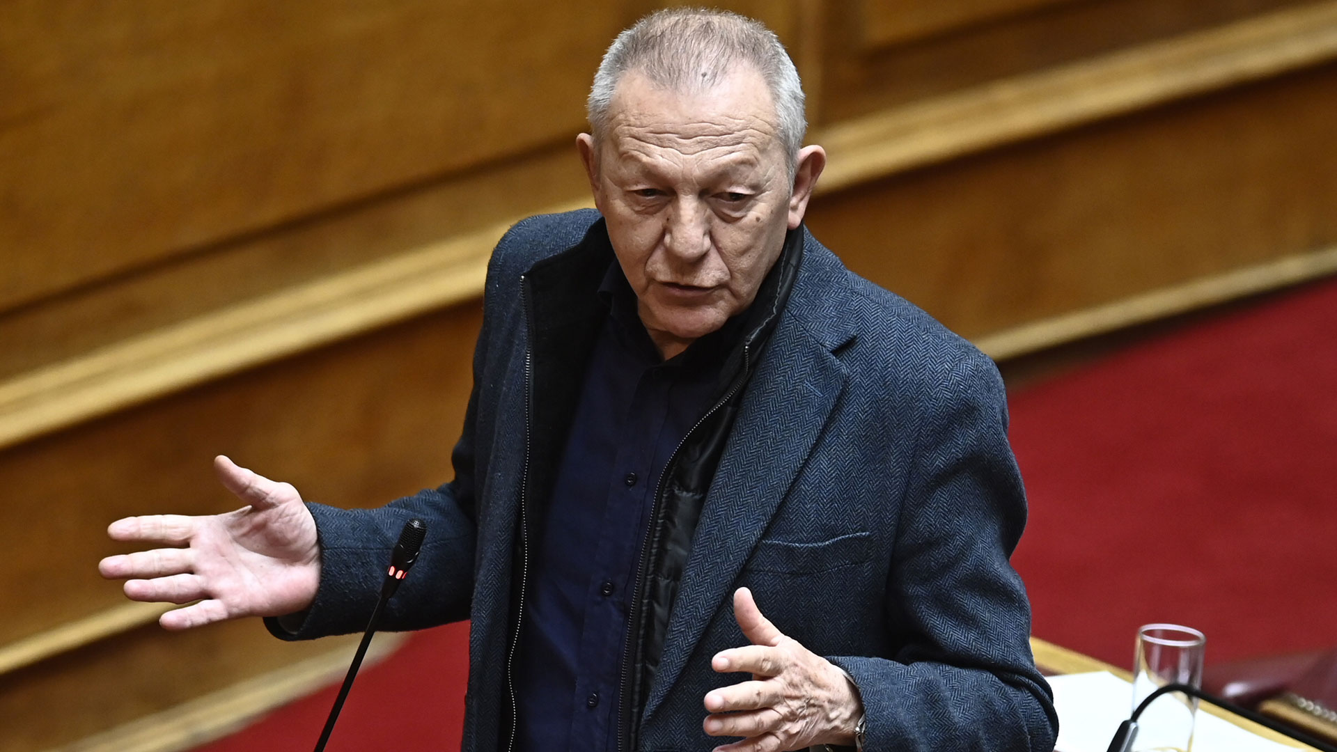Θ. Παφίλης: Σε χειρουργική επέμβαση στην καρδιά υπεβλήθη ο ...