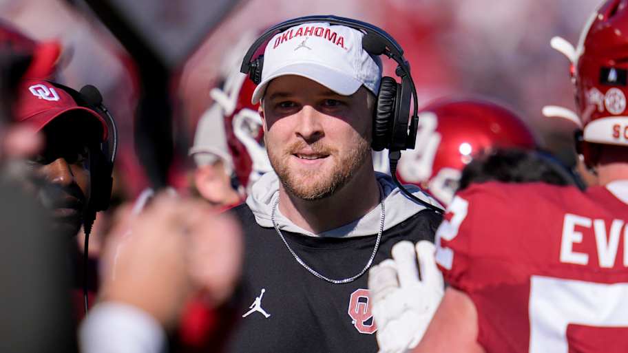 Why Oklahoma OC Ben Arbuckle Coaches Better on the Sideline Than in the ...
