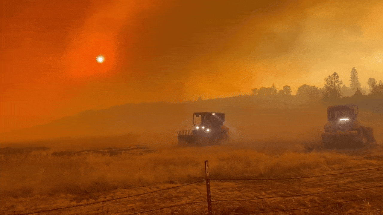 Pickett Fire threatens California's Napa Valley wine country during ...