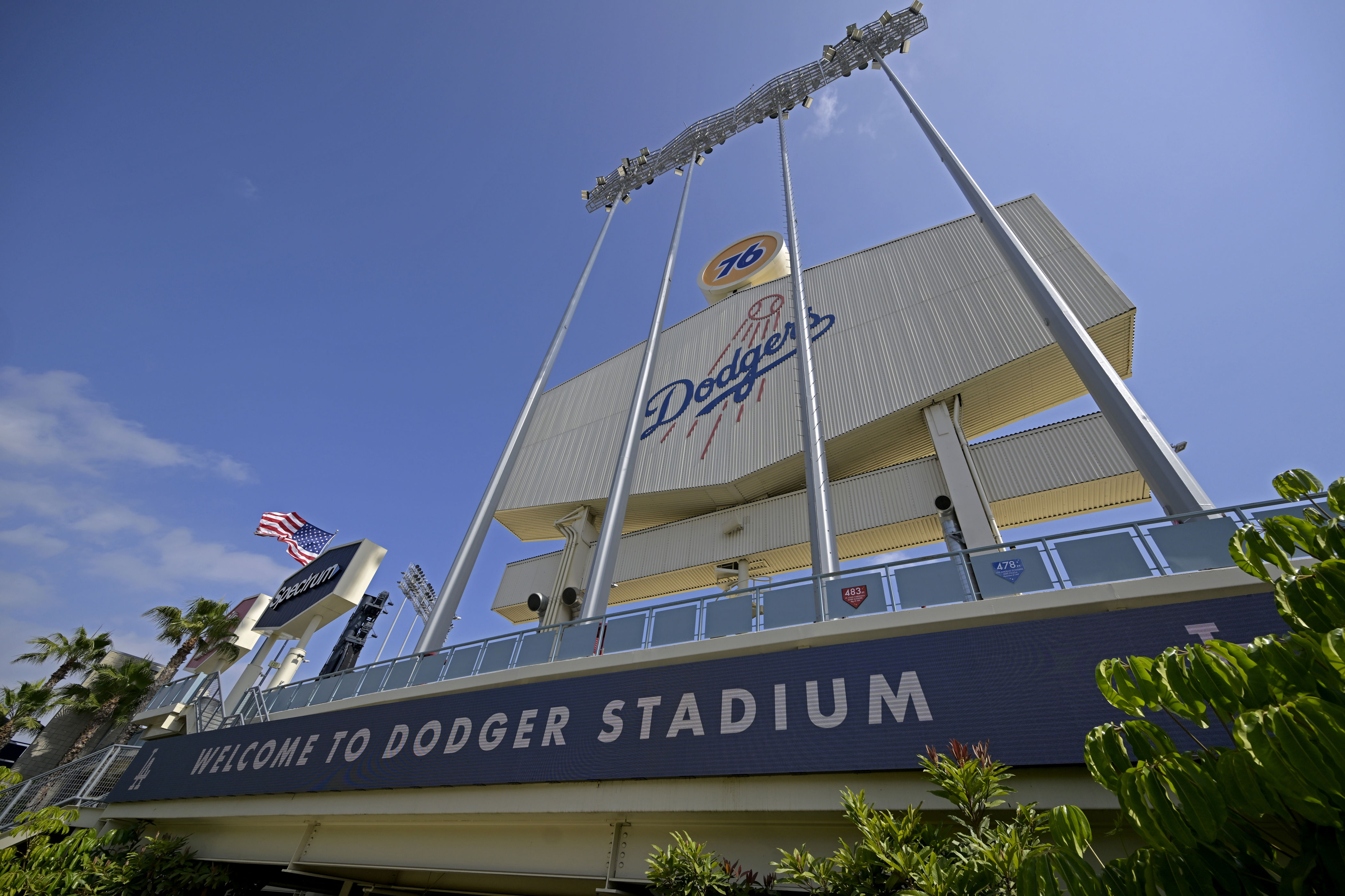 Dodgers 2026 schedule opens Thursday, March 26 at home