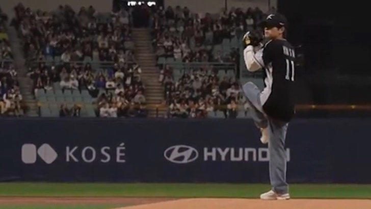 BTS' V Meets Shohei Ohtani, Throws First Pitch At Dodgers Game