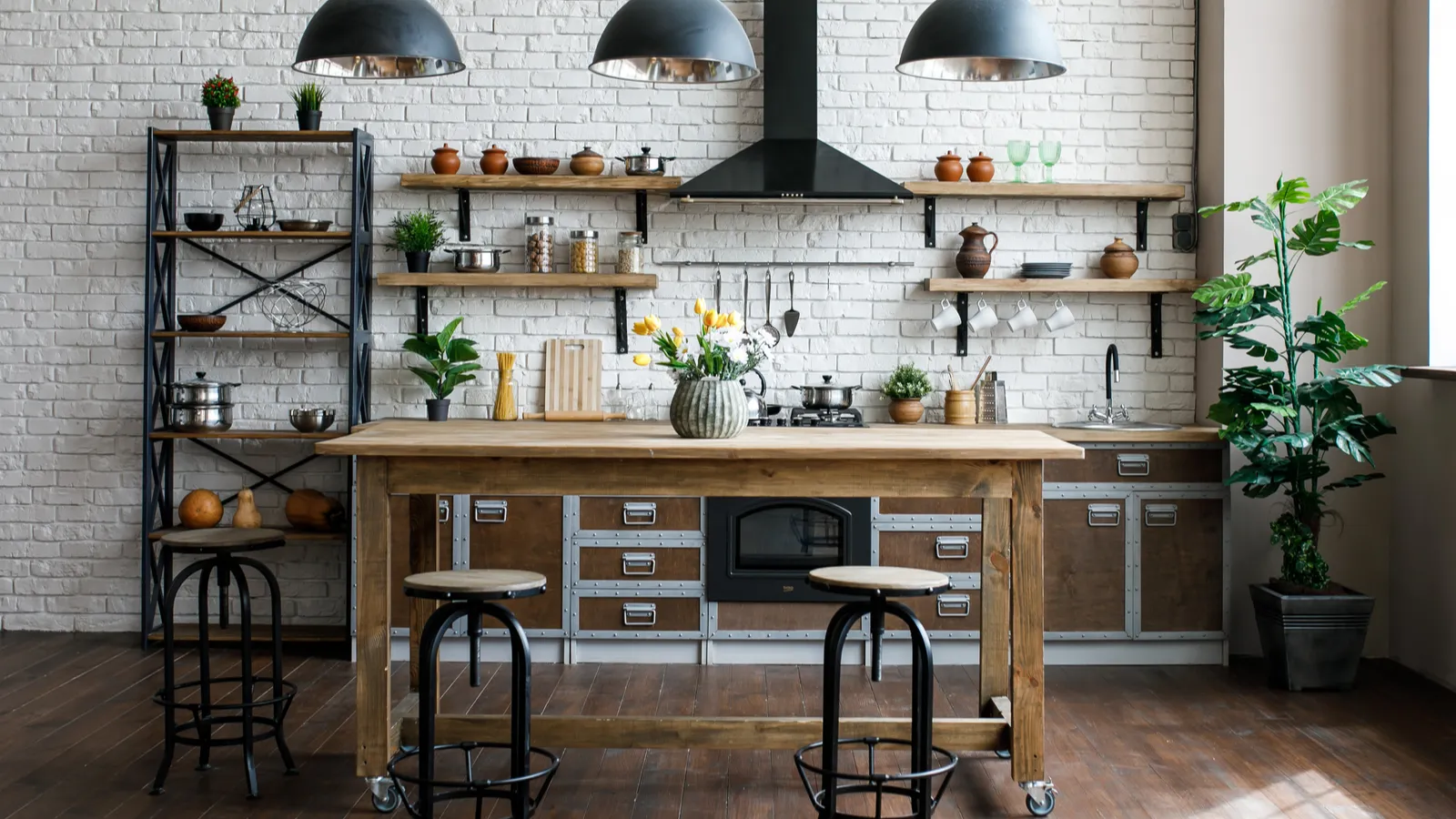 Small kitchen islands that don’t cramp style