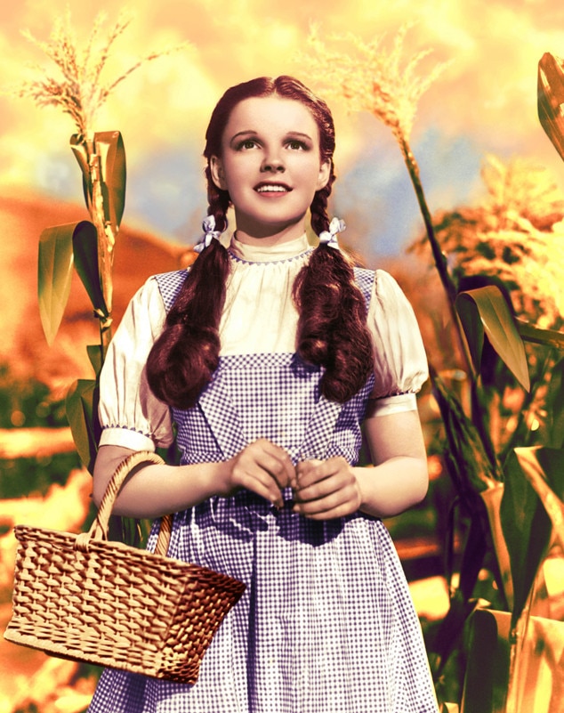 How The Wizard of Oz's $32.5 Million Ruby Slippers Were Stolen