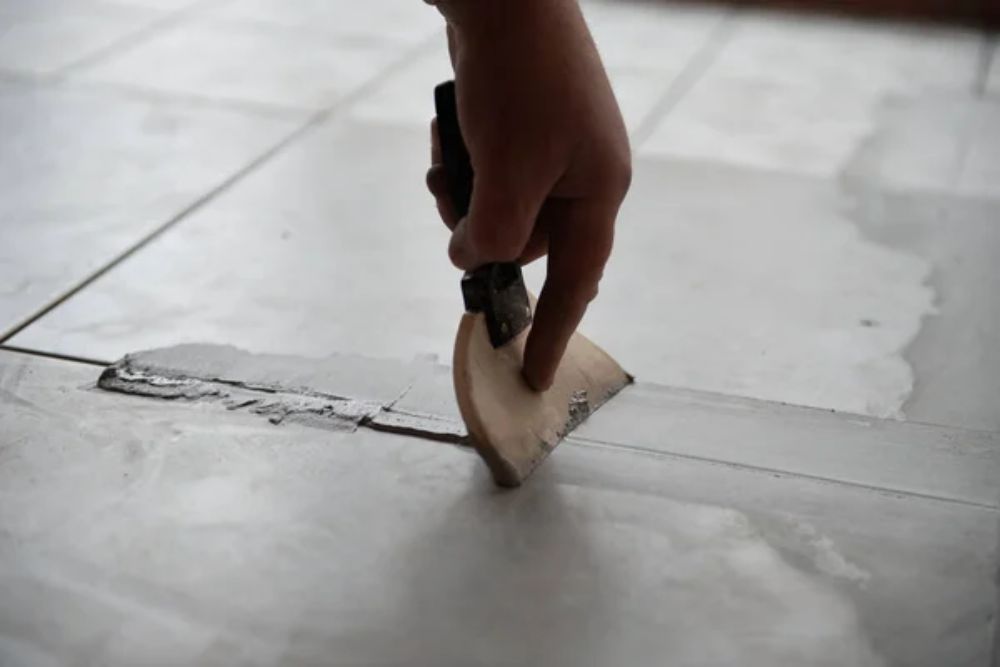 15 Easy Fixes for Cracked Tiles