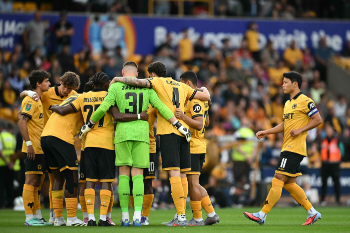 Captain Hwang Hee-chan, who was disappointed to hit the PK goal, ended ...