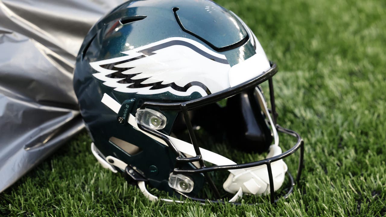 Eagles final roster: Super Bowl champs finalize their roster ahead of ...