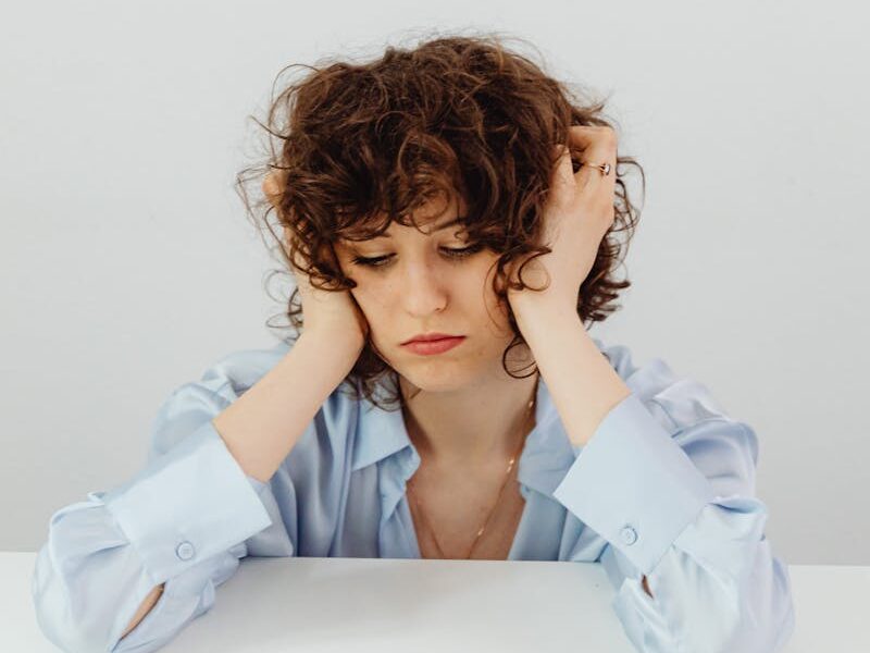 15 Small Behaviors That Reveal a Toxic Work Culture