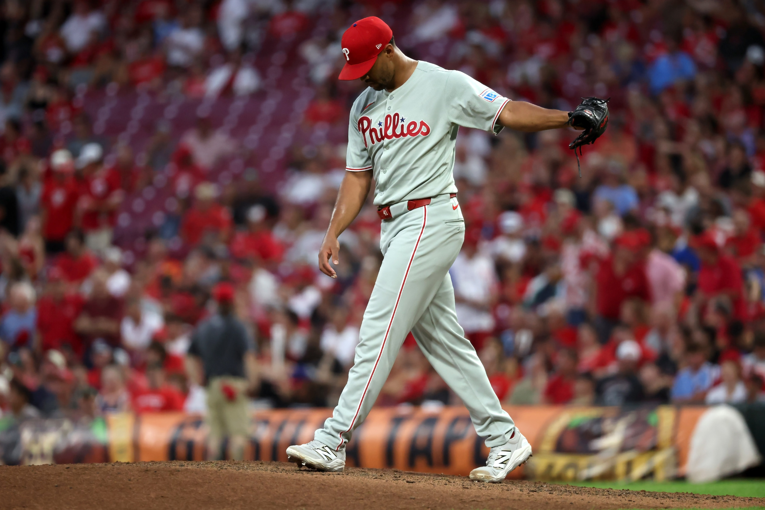 Phillies Officially Release $4 Million Veteran After Disappointing Season