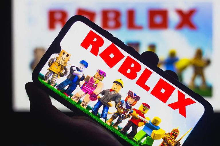 Roblox investigation uncovers shocking scenes of inappropriate behavior