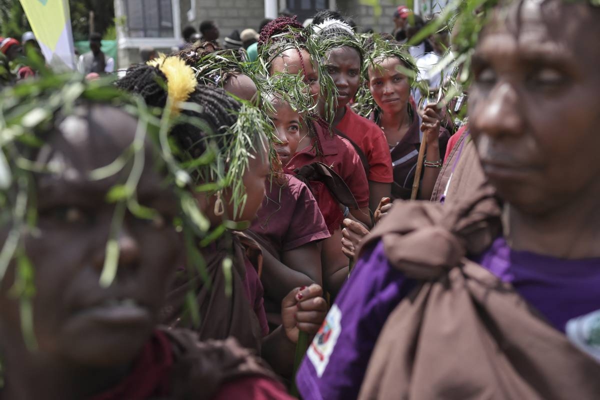 Evicted from their forests, Kenyan hunter-gatherers fight for their rights