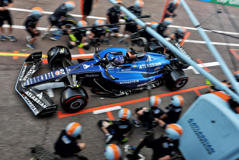 How much does a Formula 1 car weigh?
