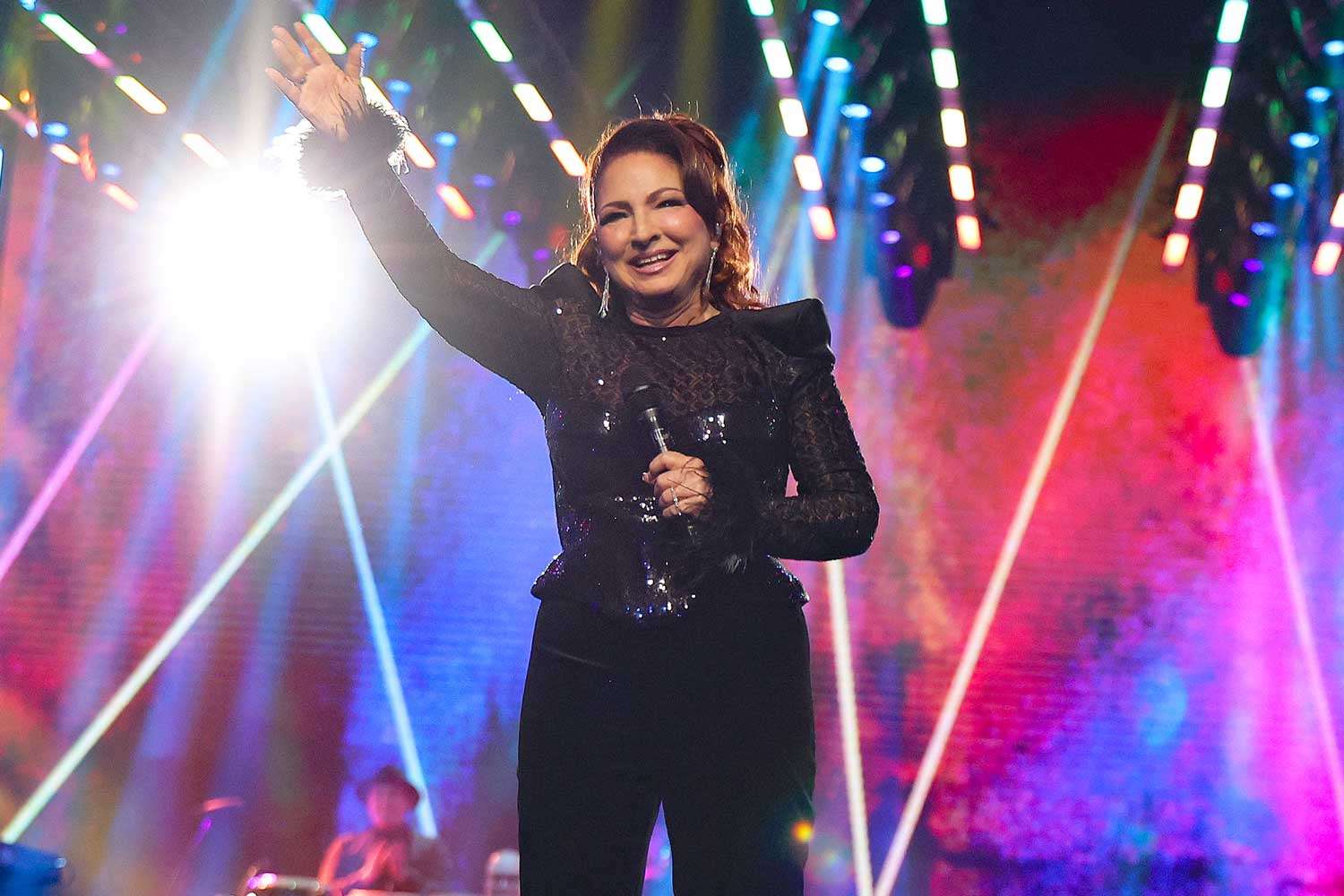 Gloria Estefan Reveals She Had a Body Double for the 'Turn the Beat ...