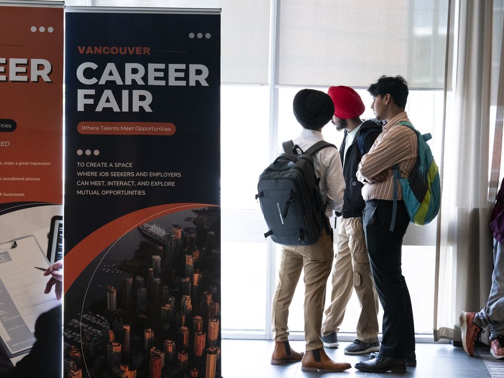 'From boom to bust:' Canadian tech hiring is in a deep-freeze with early-career workers among ...