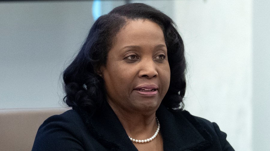 Trump administration asks appeals court to OK Lisa Cook firing before ...